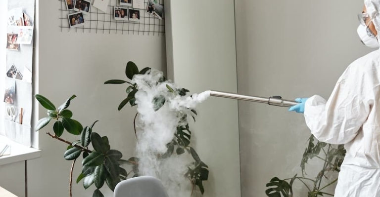 Découvrez comment agit un biocide ! - Groupe Berkem